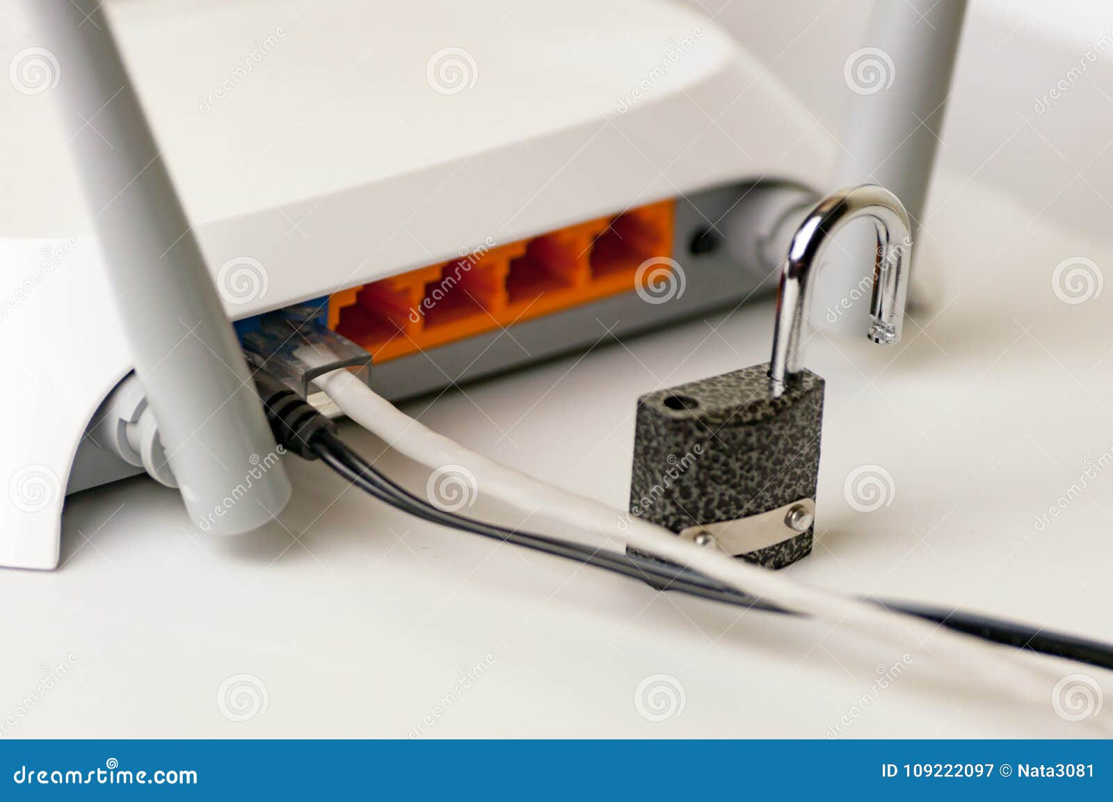 Lock Unlock Security .Protecting the Internet Connection through a Wi ...