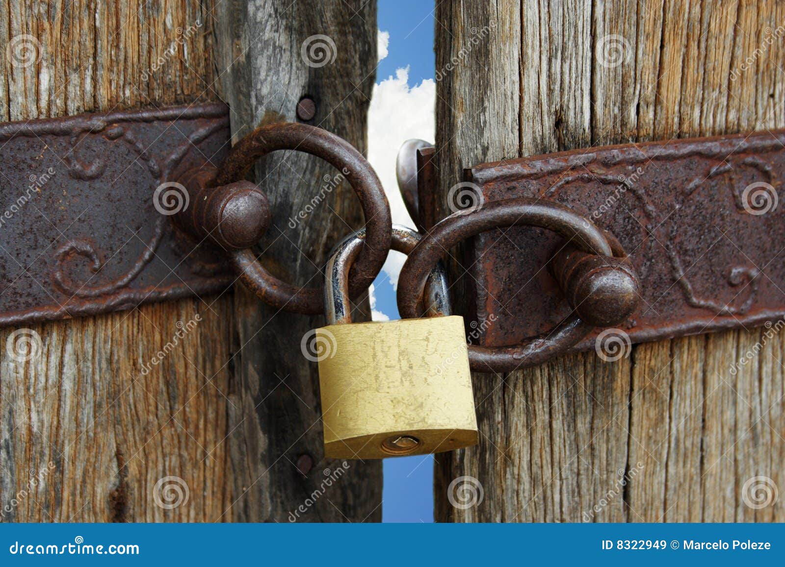 Locked heaven gate stock image. Image of guard, access - 8322949
