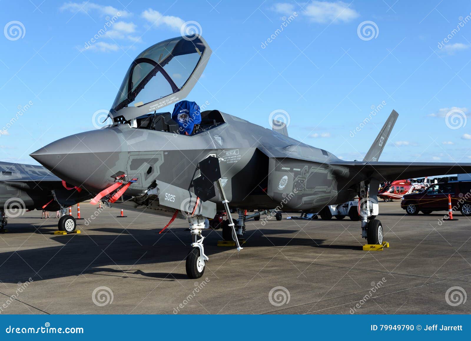 Lockheed Martin F-35 Lightning And Its Pratt & Whitney F135 Engine On ...