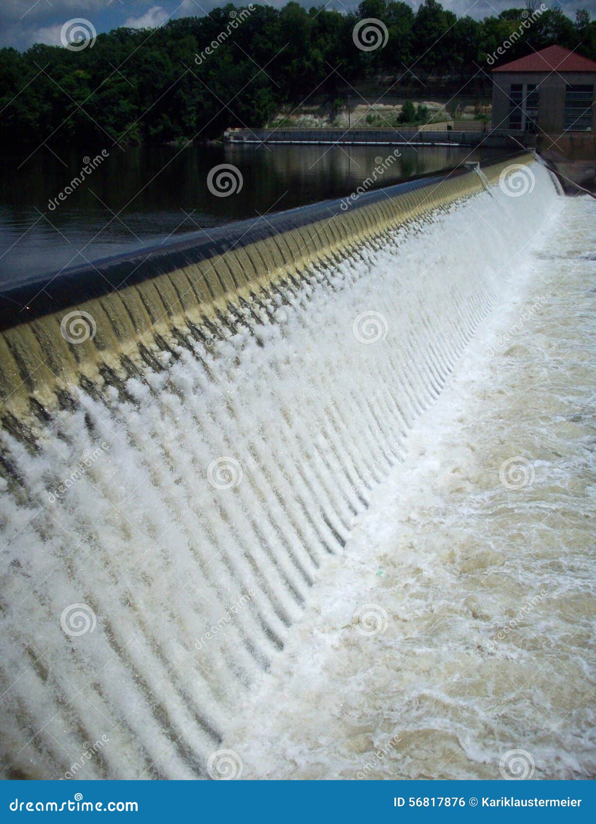 Locks and Dam No. 1 stock photo. Image of center, cloudy - 56817876
