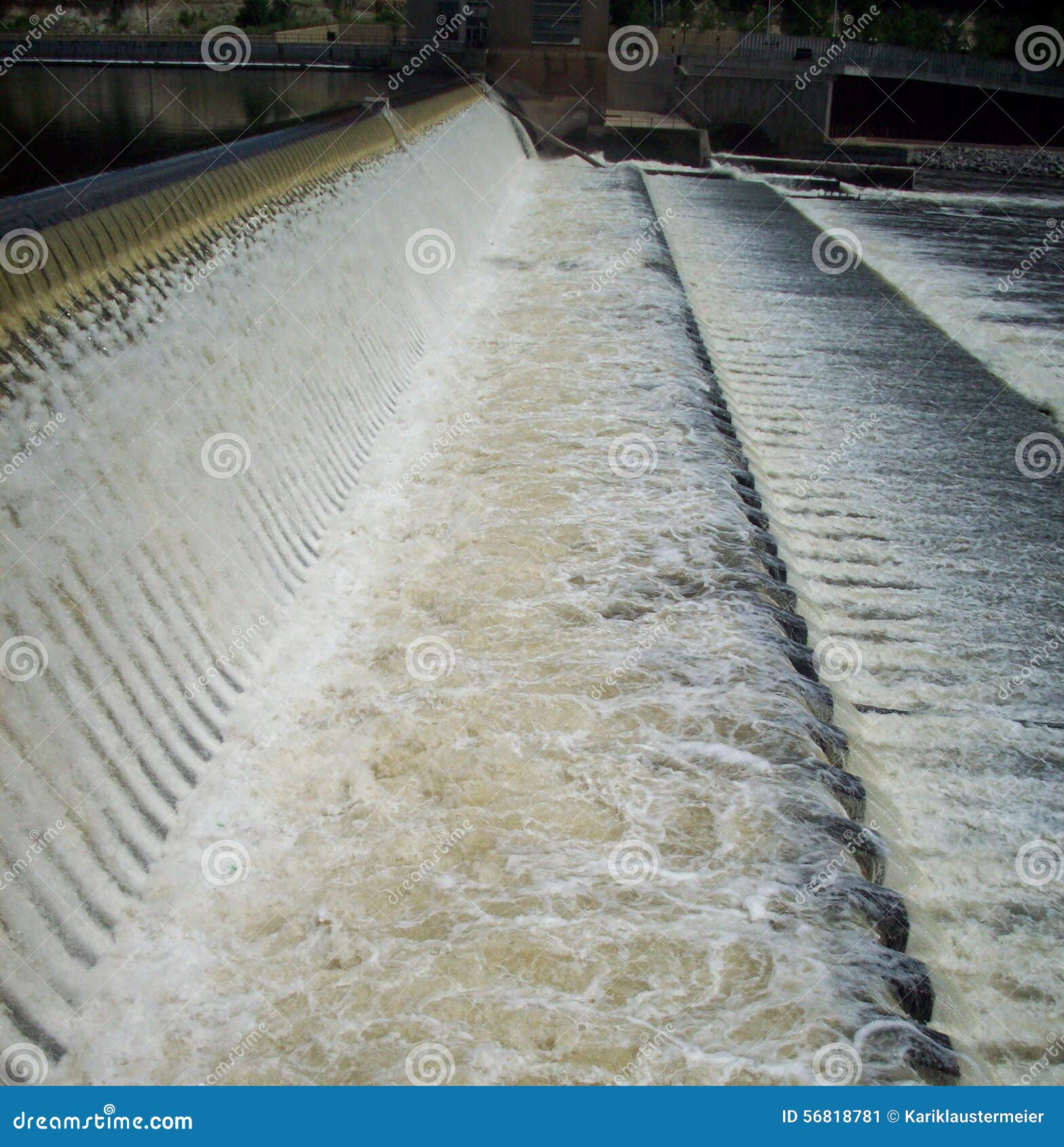 Locks and Dam No. 1 stock image. Image of doors, adventure - 56818781