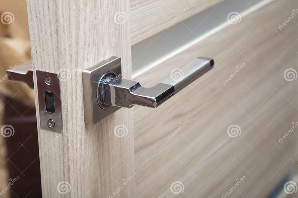 Locks and Handles on Doors.Installation of Locks on Interior Doors ...