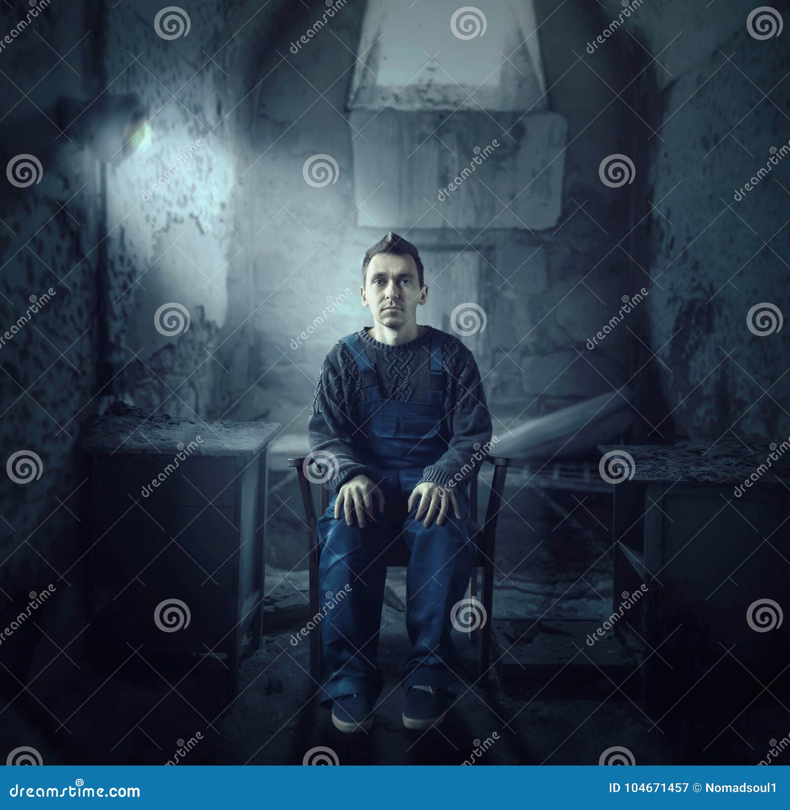 Loco, Boca Sellada Con El Yeso, Paciente Psico Imagen de archivo ...