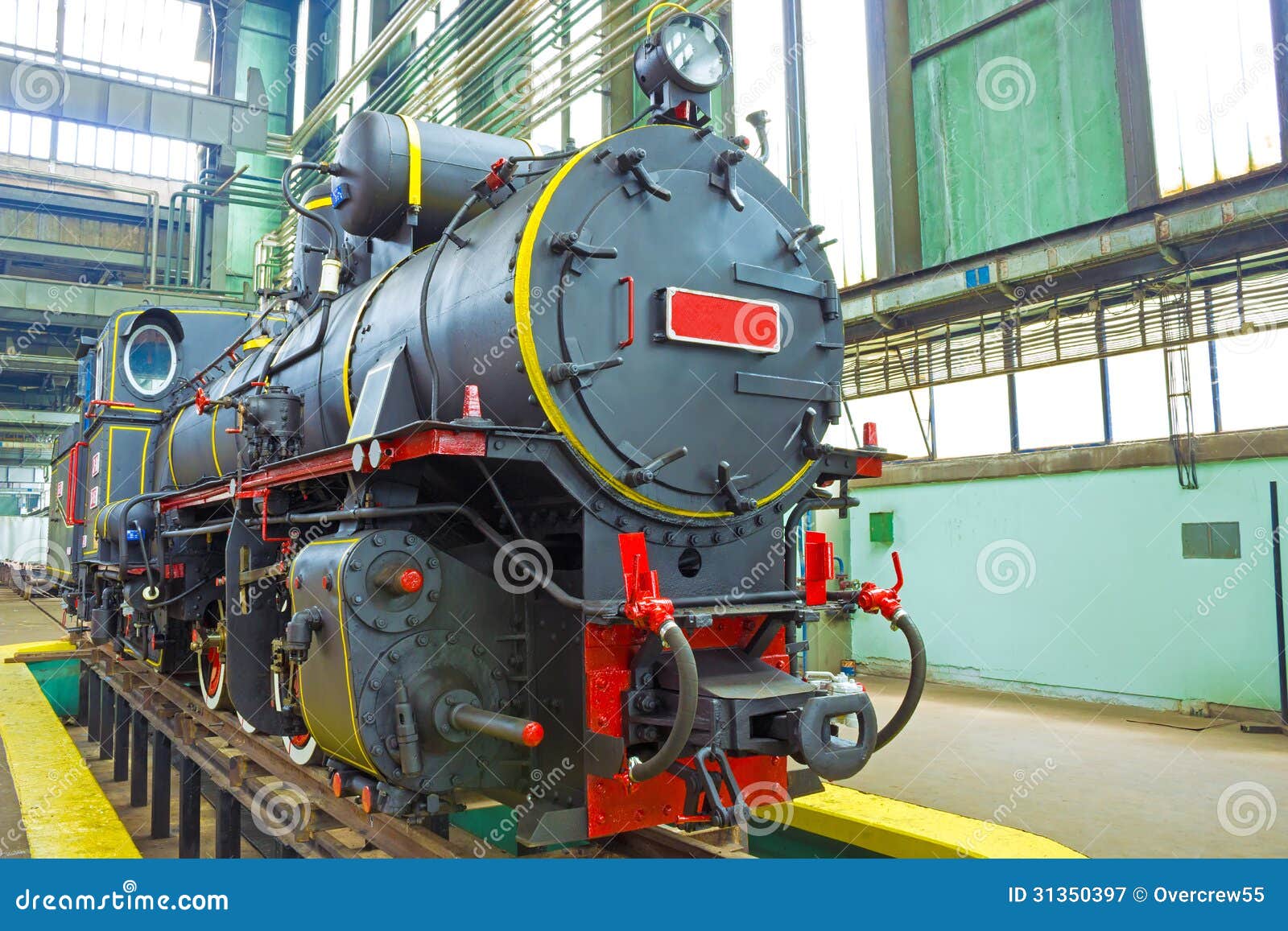 Locomotiva retro nova imagem de stock. Imagem de retro - 31350397