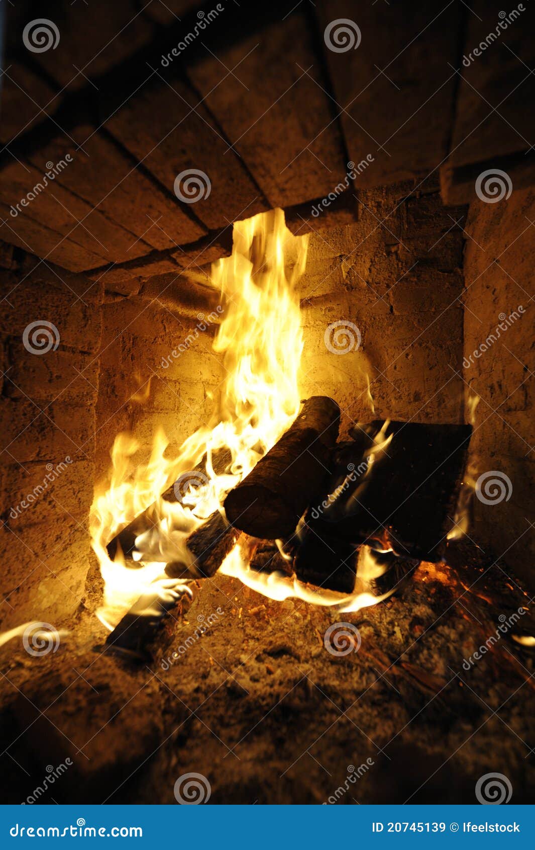 Log Fire stock image. Image of burnt, carbon, burning - 20745139