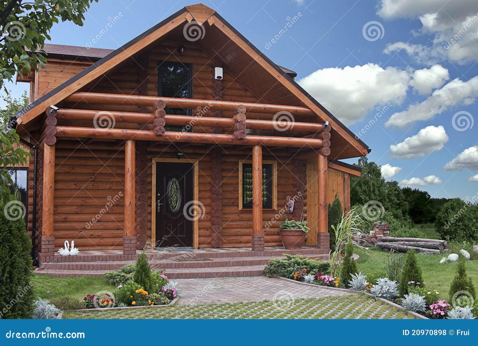 Log house stock photo. Image of house, plant, timber - 20970898