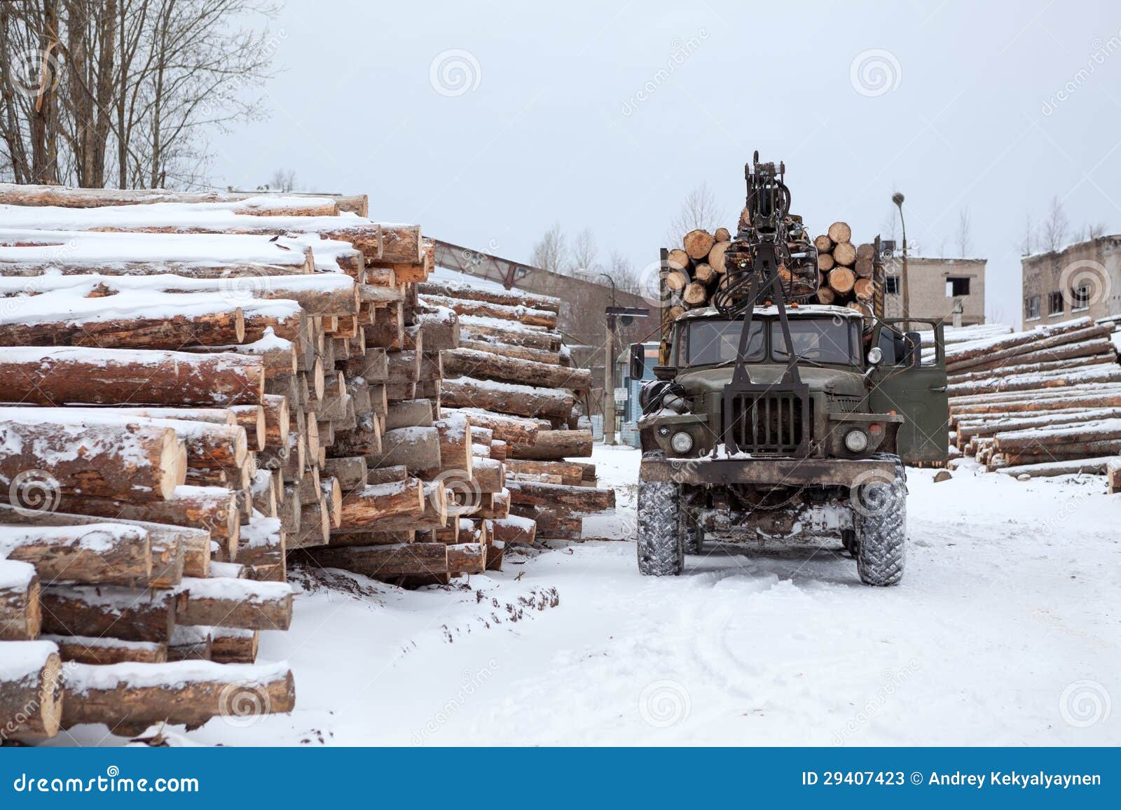 Log Loader Track With Timber In Lumber Mill Stock Photos - Image: 29407423