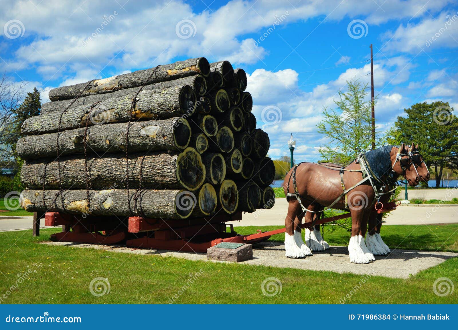 Log Sled Statue stock photo. Image of blue, horsedrawn - 71986384