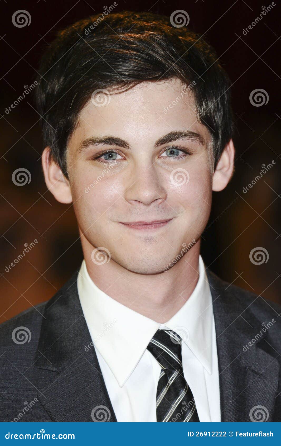 Ojos De Logan Lerman