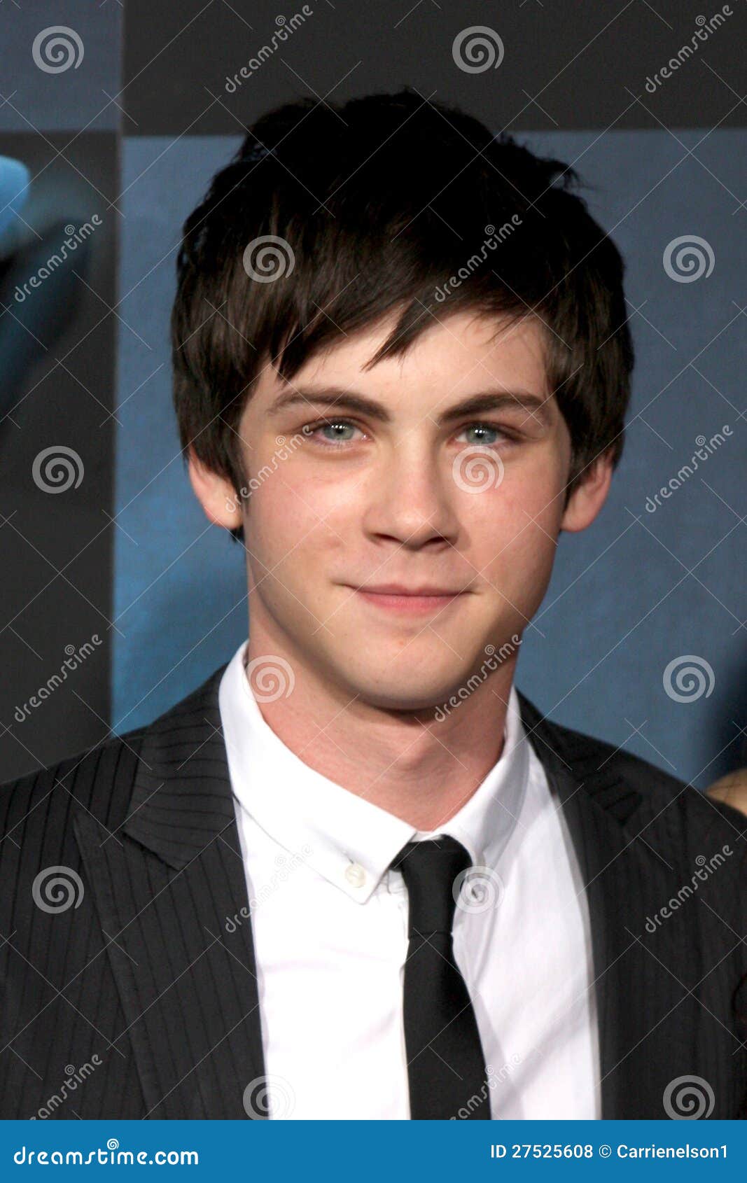 Logan Lerman editorial stock photo. Image of avatar, lerman - 27525608