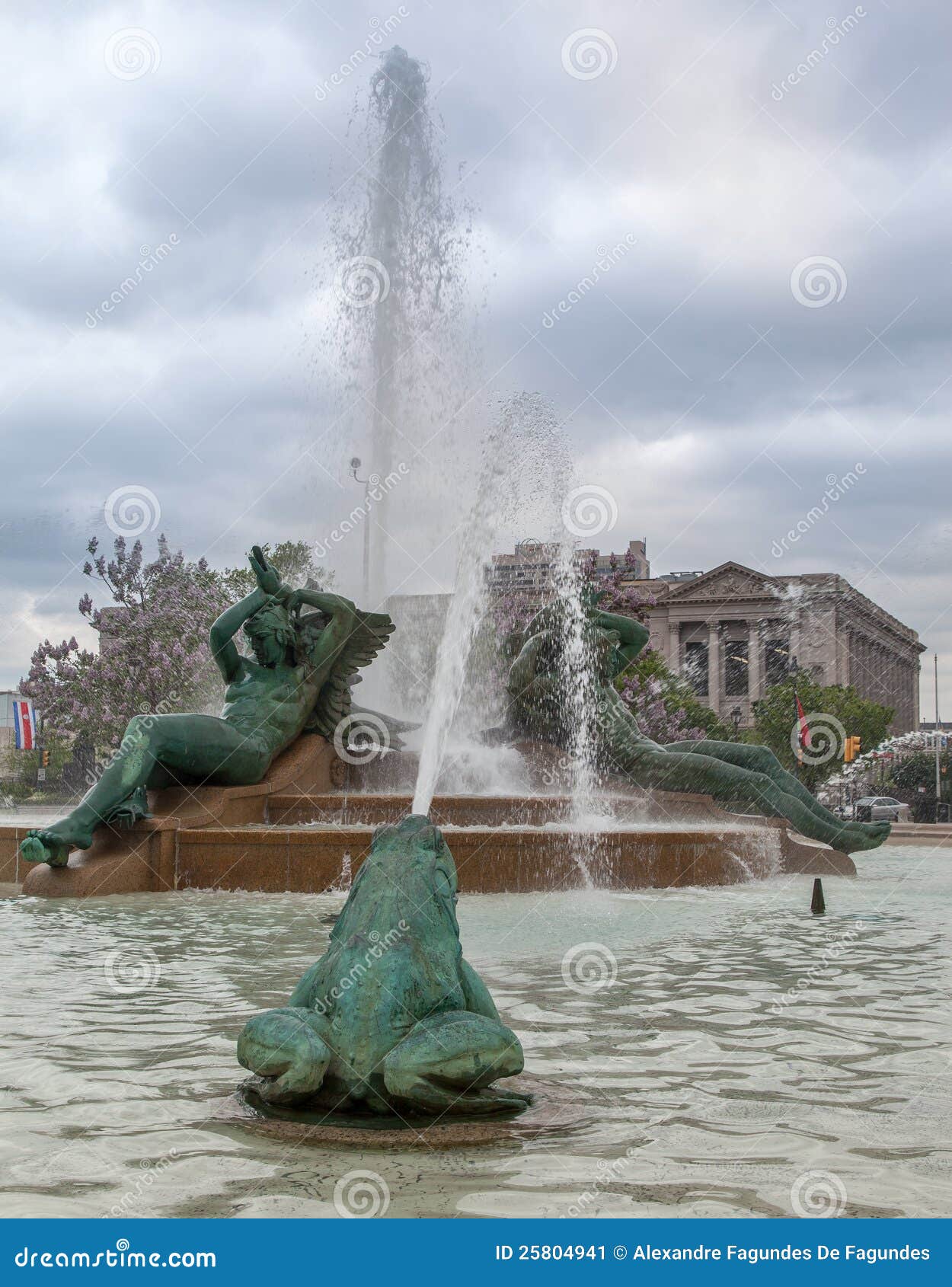 Logan Square Fountain Philadelphia Stock Image - Image of water, square ... Logan Square Fountain Philadelphia Stock Image - Image of water, square ...