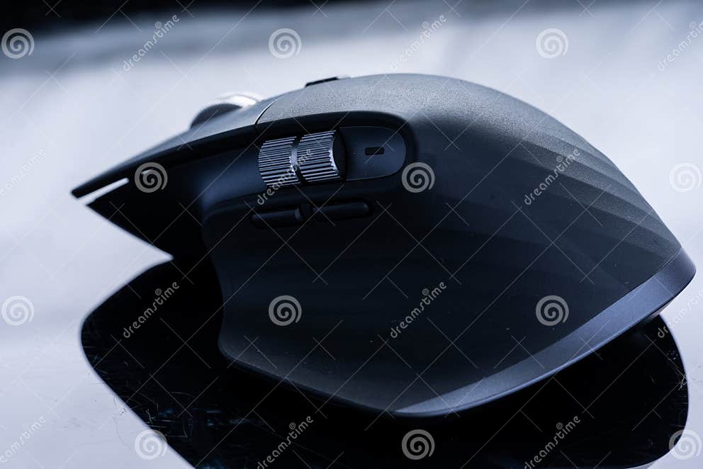 Logitech Mx Master 3 editorial photography. Image of elegance - 217663187