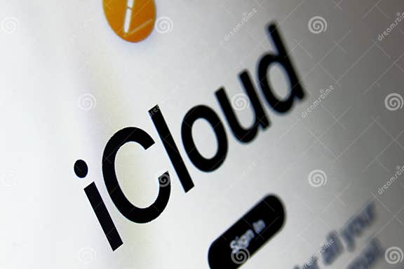 Apple iCloud logo editorial photo. Image of apple, data - 301289946