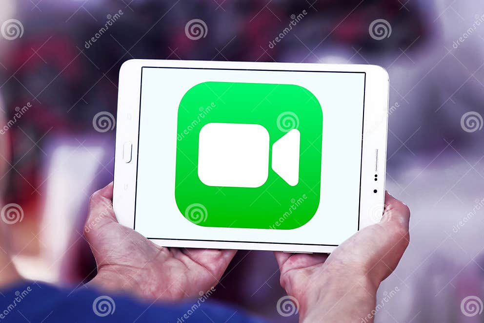 Apple Facetime app logo editorial photography. Image of smartphone - 301373417