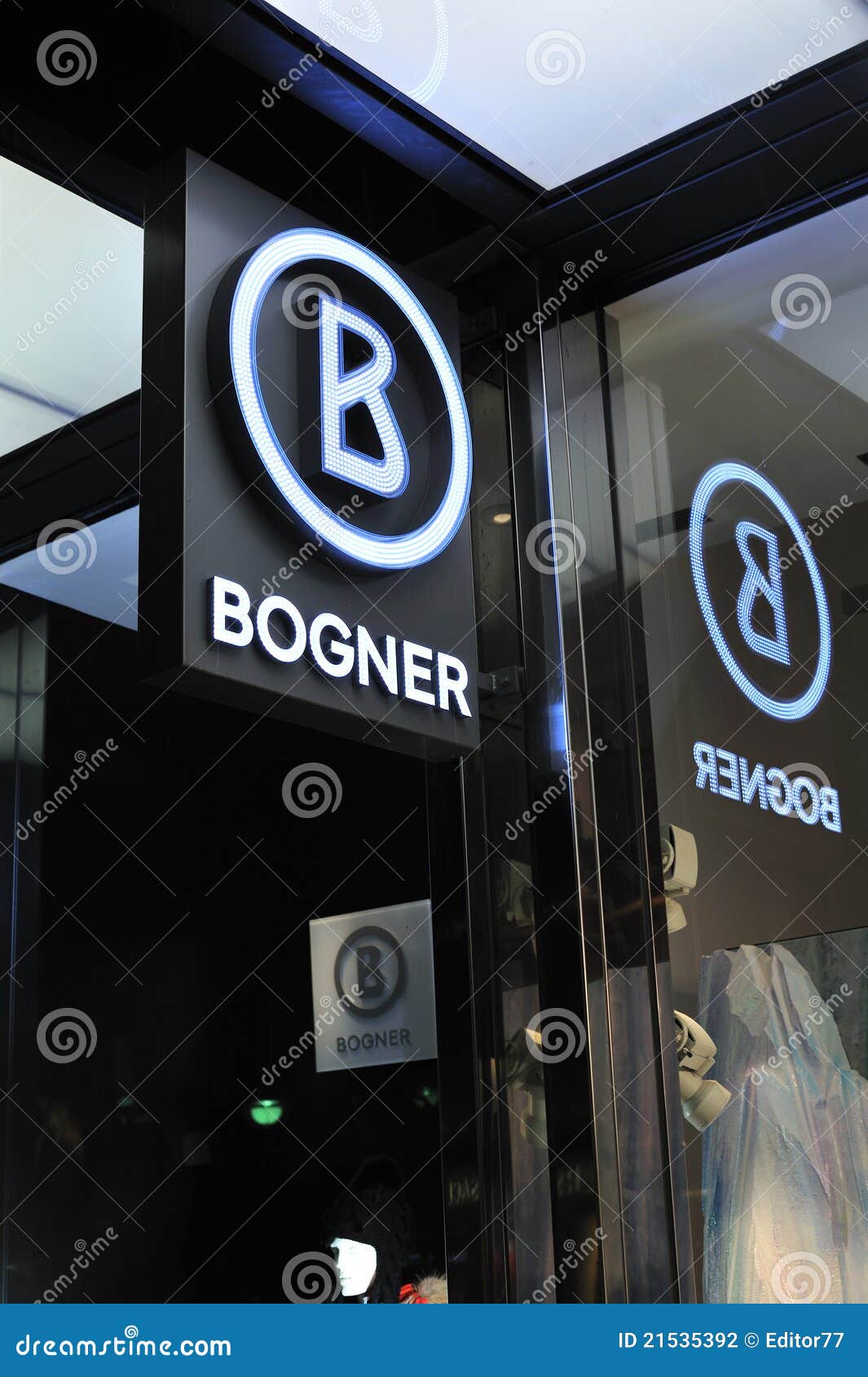 Logo Bogner de mode photographie éditorial. Image of désir - 21535392