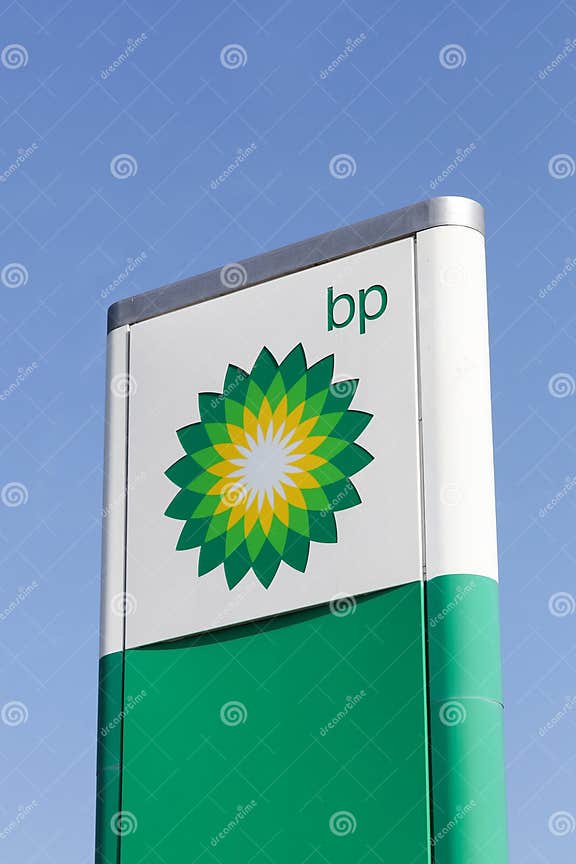Logo de BP sur un panneau image stock éditorial. Image du mondial ...