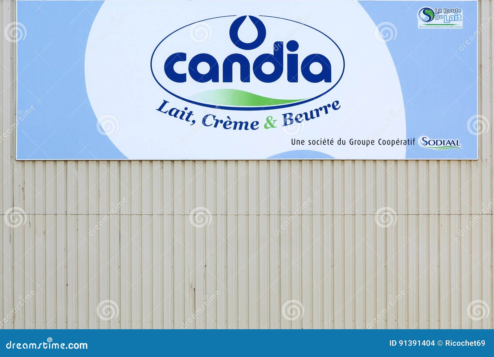 Logo de Candia sur un mur image stock éditorial. Image du signe - 91391404
