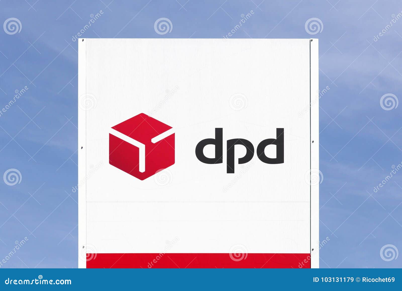 Logo de DPD sur un panneau image stock éditorial. Image du exprimez ...
