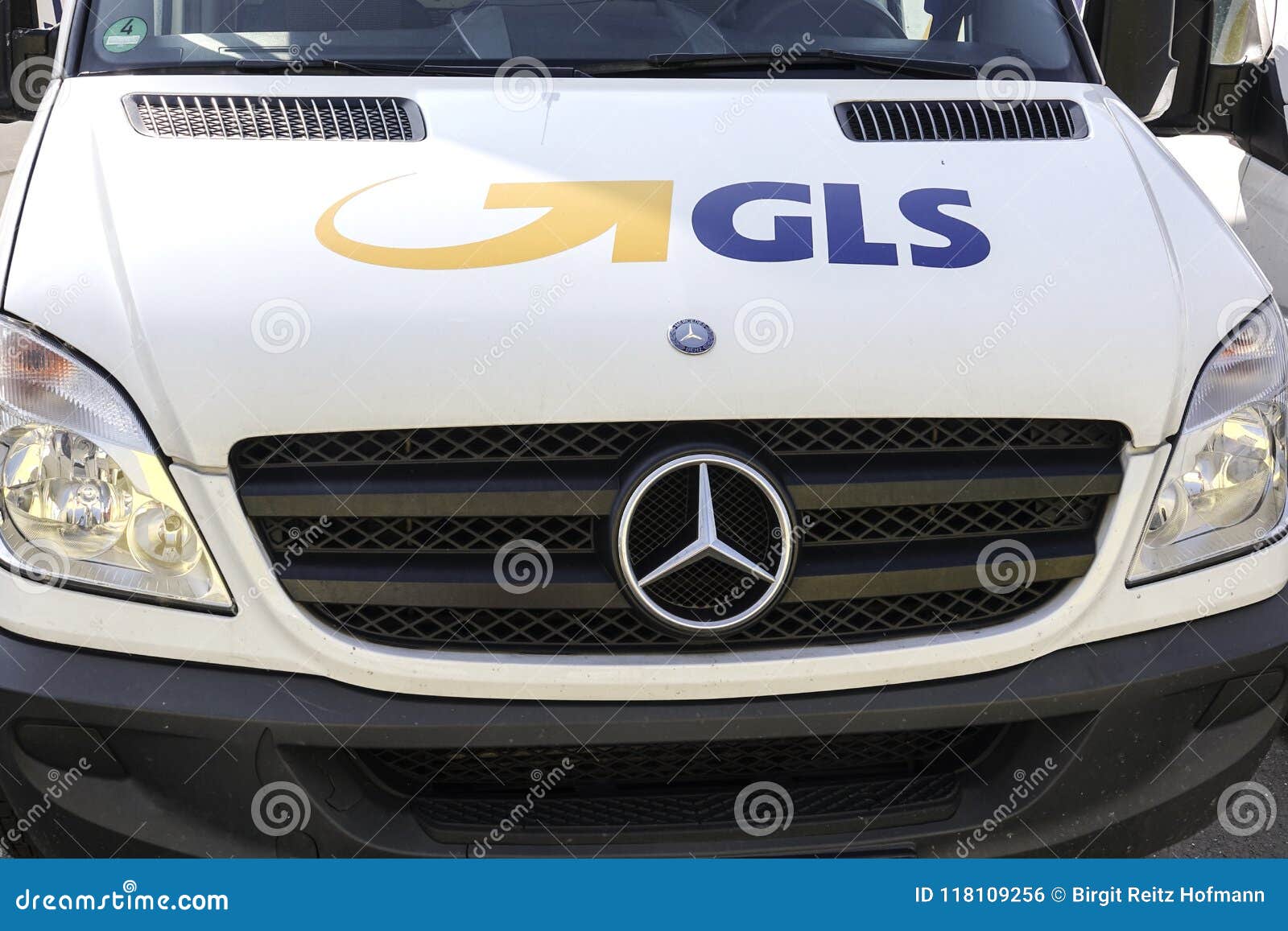 Logo de GLS photo éditorial. Image of marque, service - 118109256