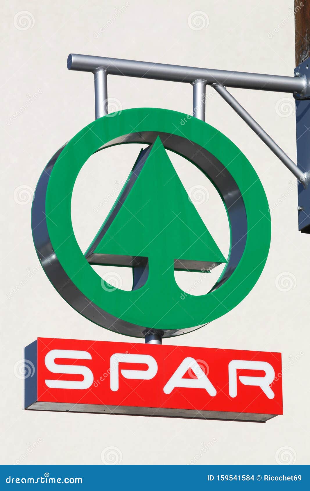 Logo de Spar en la pared imagen de archivo editorial. Imagen de ...
