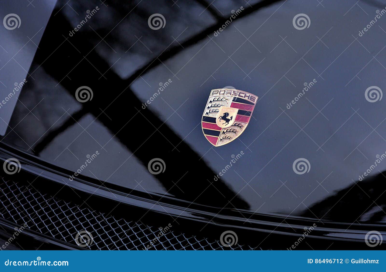 Logo di Porsche Panamera fotografia editoriale. Immagine di nero - 86496712