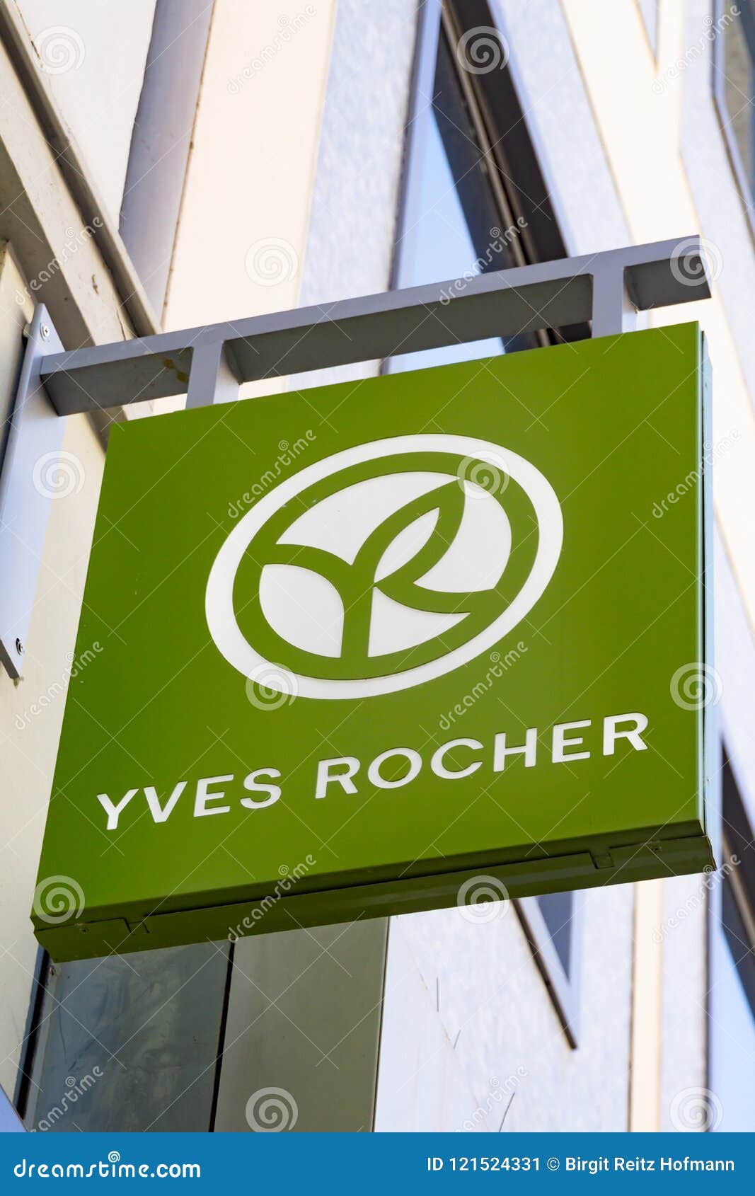 Logo di YVES ROCHER fotografia editoriale. Immagine di cura - 121524331