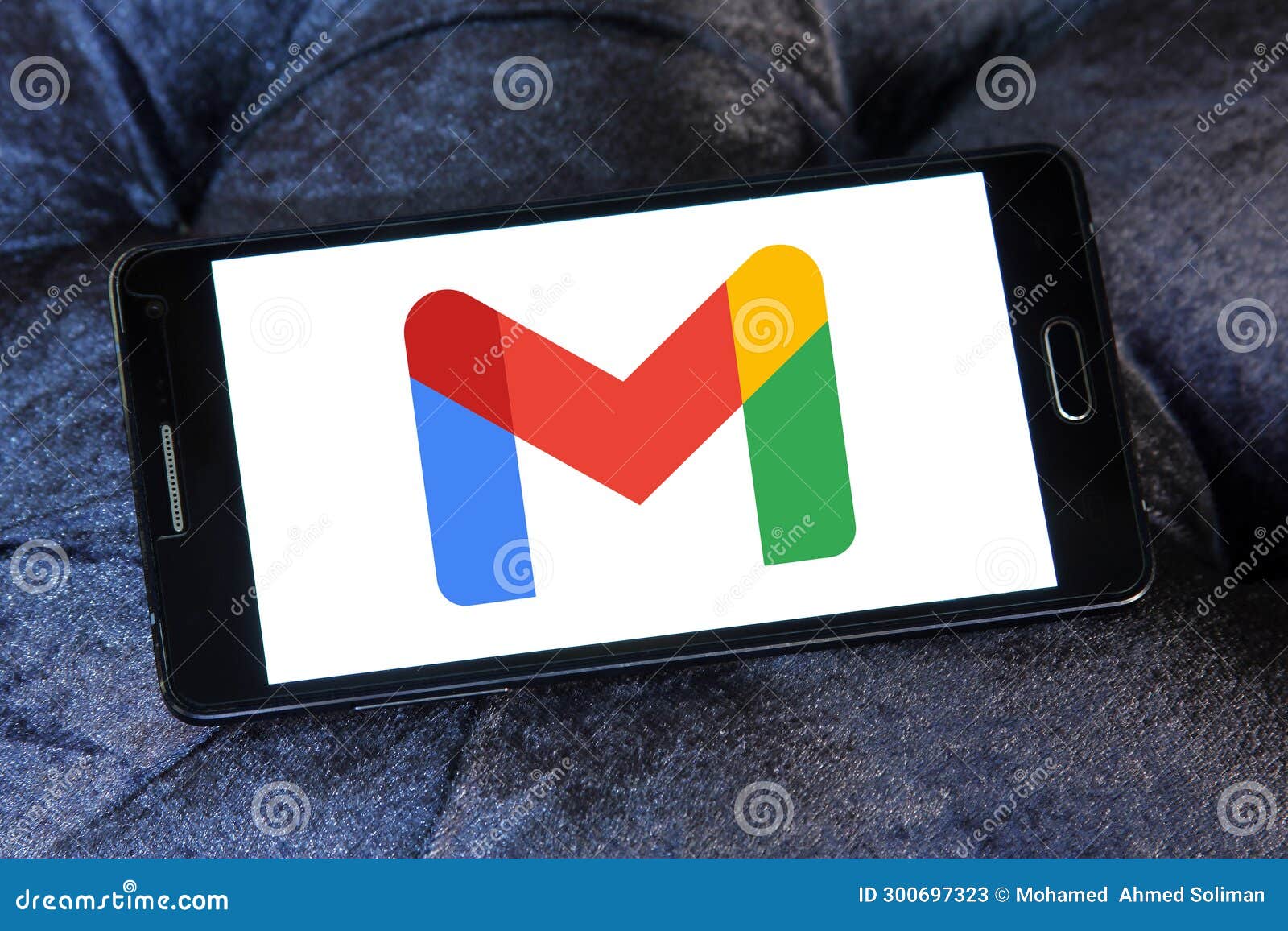 Google Gmail app logo editorial stock photo. Image of screen - 300697323