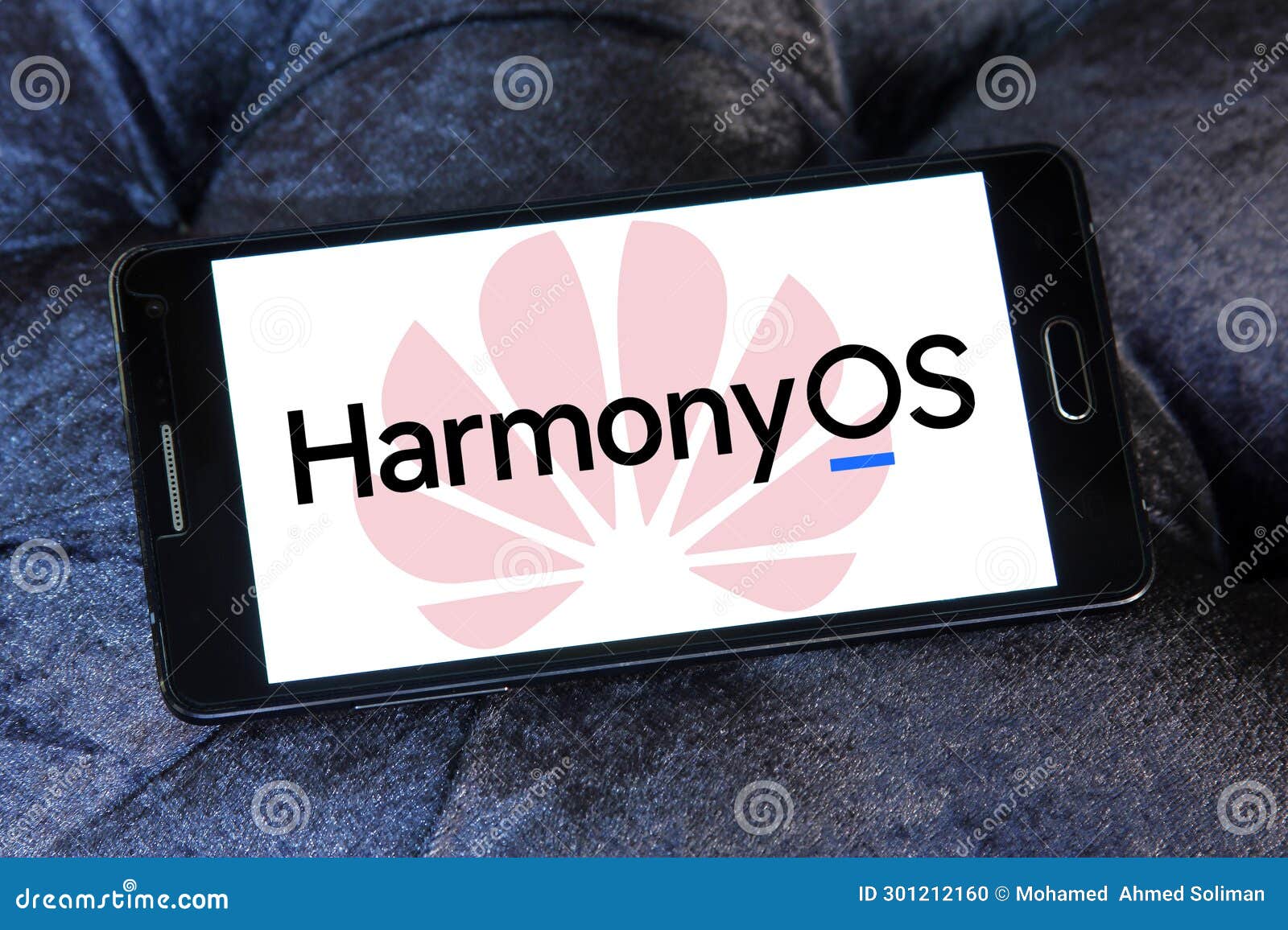 HarmonyOS Huawei Operating System Editorial Image - Image of watches ...