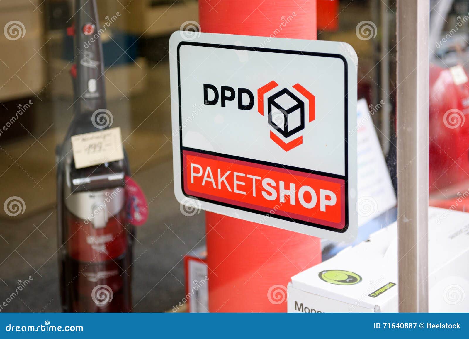 Logotipo Da Loja De DPD Paket Na Entrada Fotografia Editorial - Imagem ...