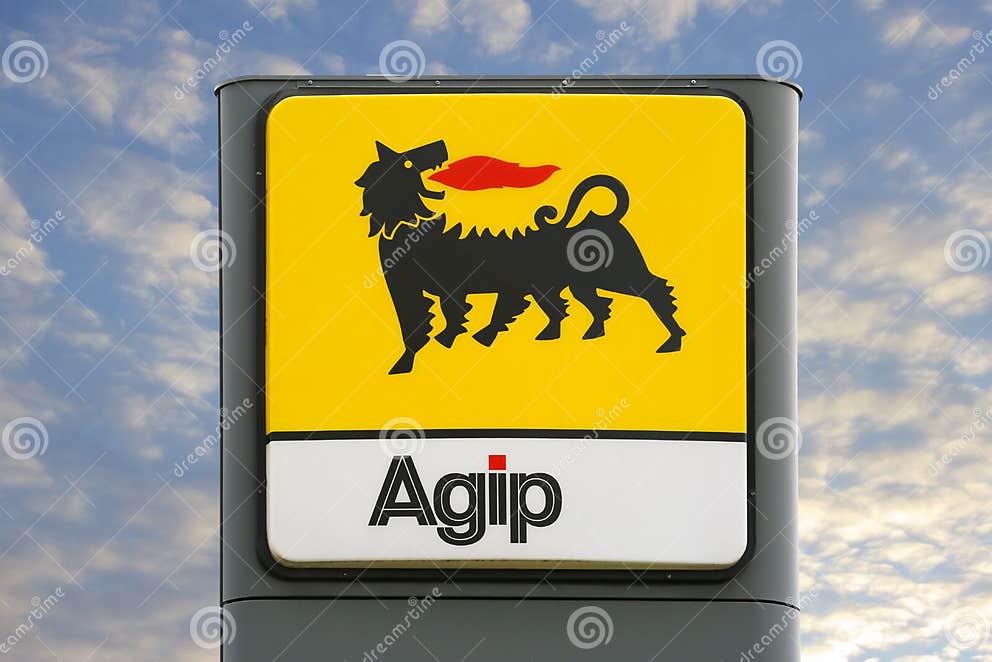 Logotipo de Agip fotografia editorial. Imagem de multinacional - 101067607