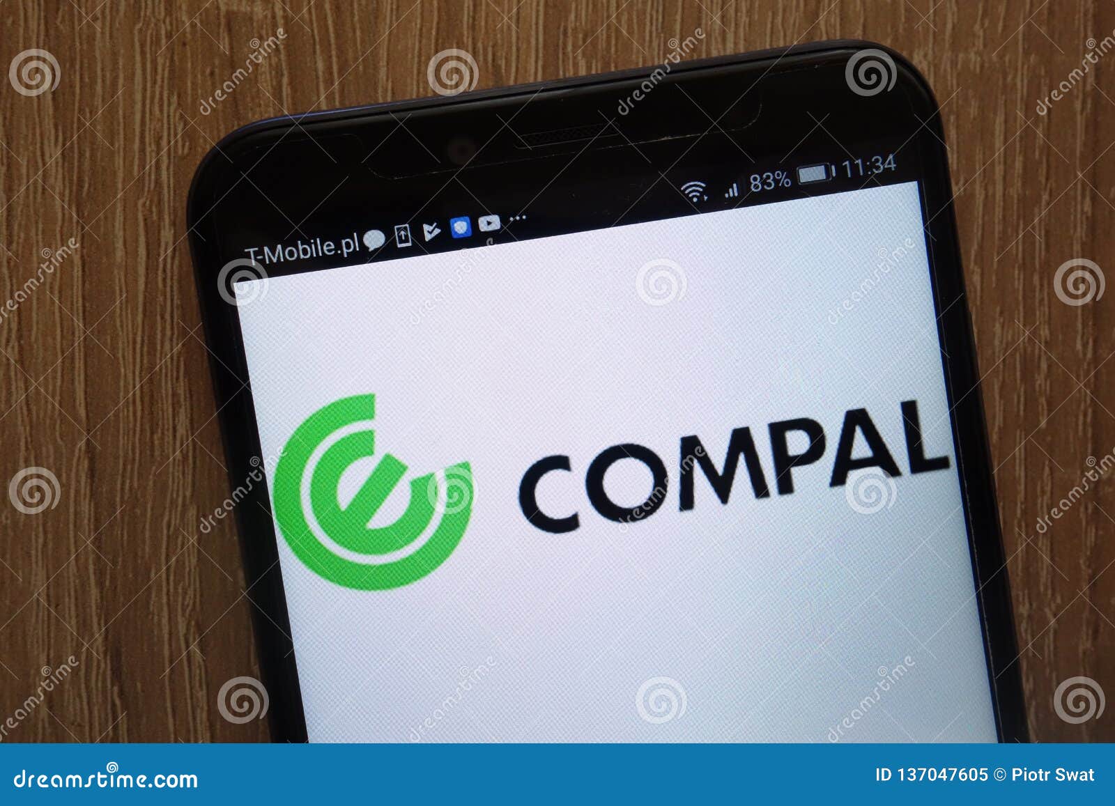 Logotipo De Compal Electronics Indicado Em Um Smartphone Moderno Imagem ...