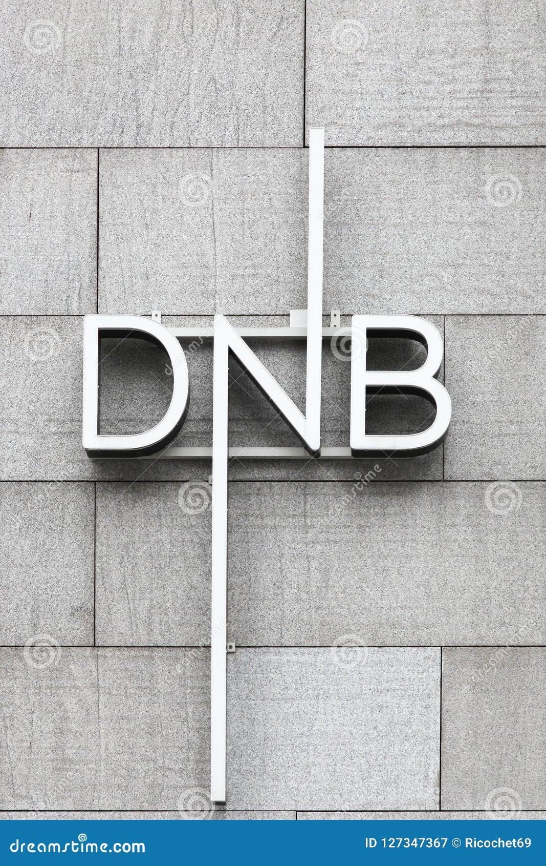 Logotipo De DNB En Una Pared Fotografía editorial - Imagen de negocios ...