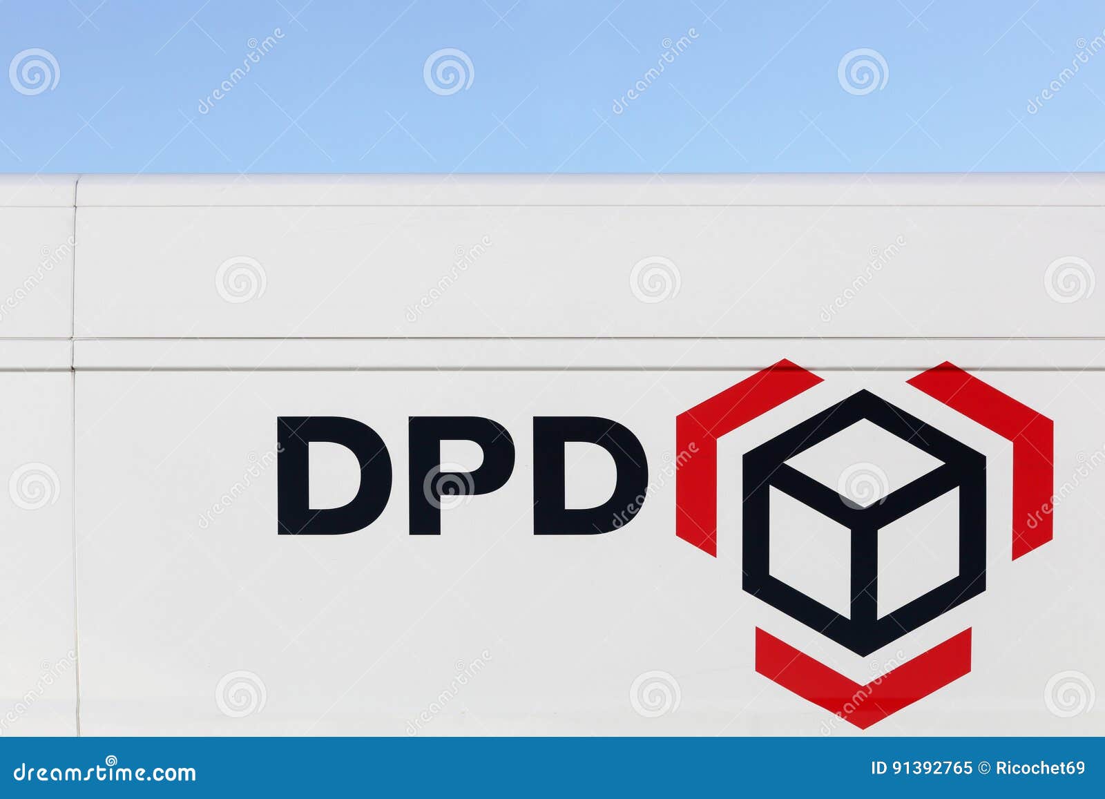 Logotipo De DPD Em Uma Parede Imagem Editorial - Imagem de companhia ...