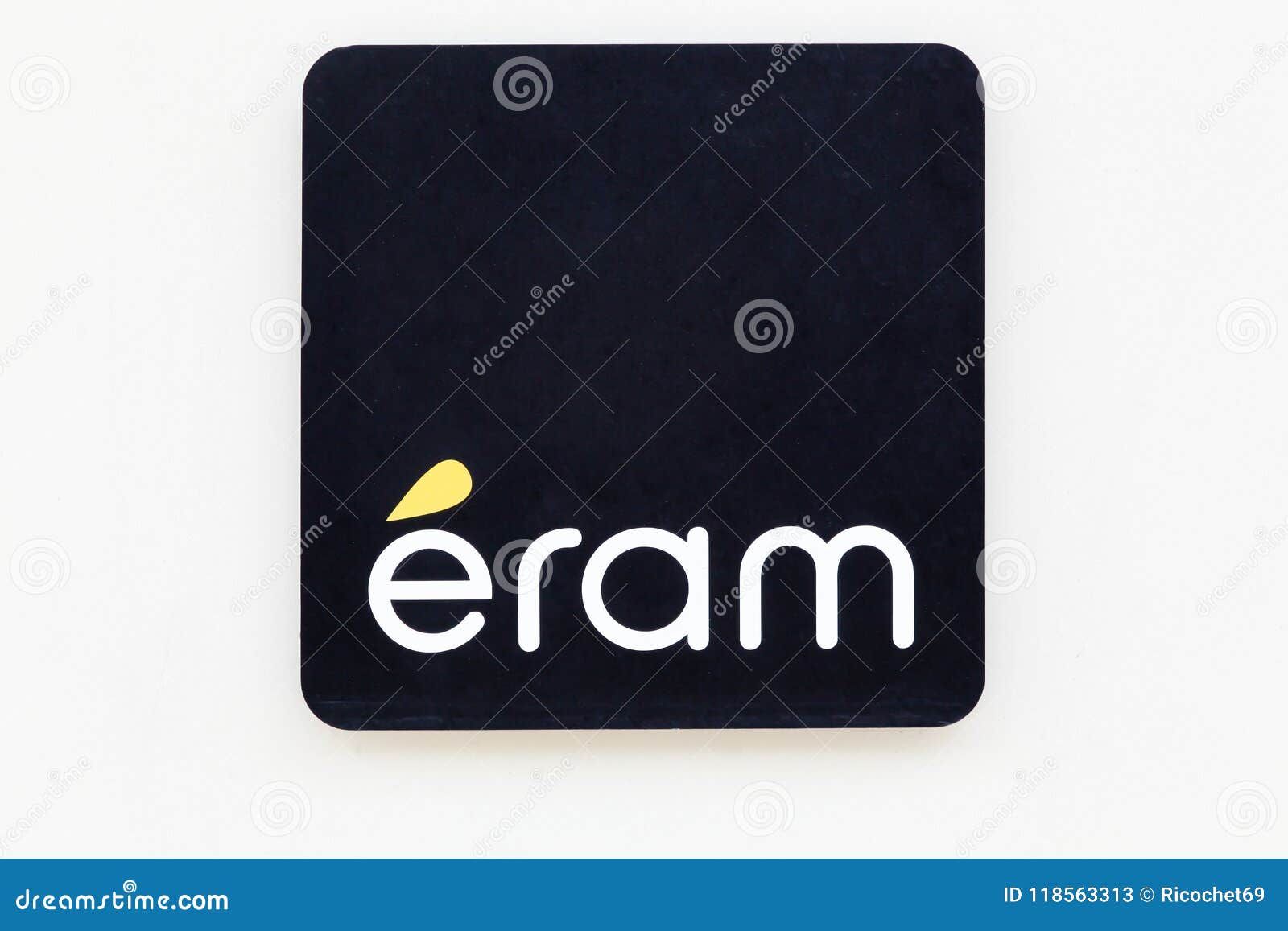 Logotipo De Eram En Una Pared Foto de archivo editorial - Imagen de ...