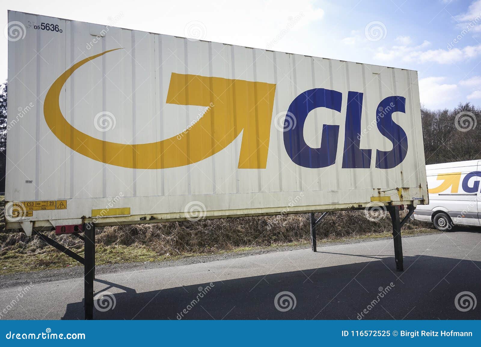 Logotipo de GLS imagem editorial. Imagem de camionete - 116572525