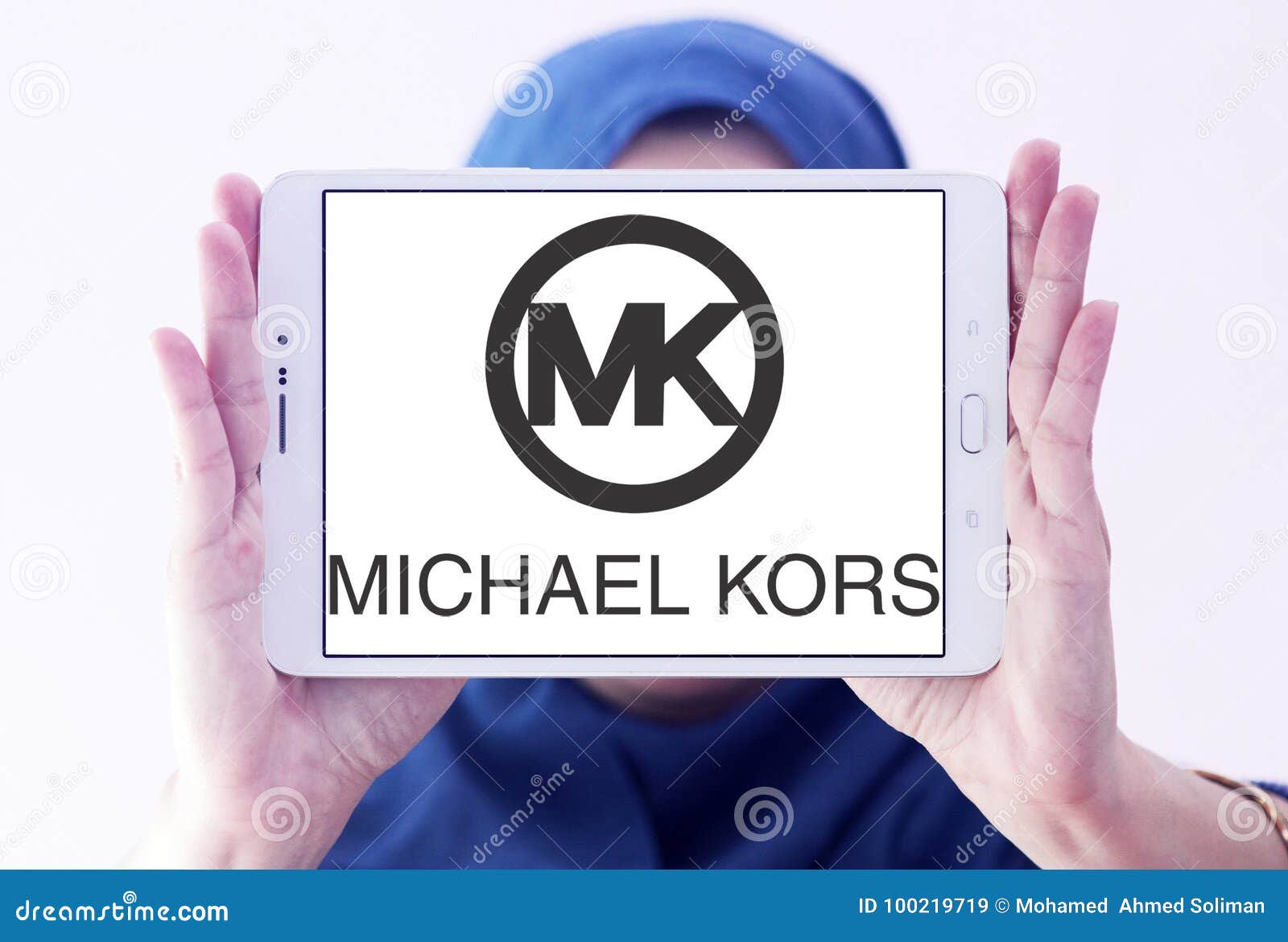 Logotipo De La Marca De Michael Kors Imagen de archivo editorial ...