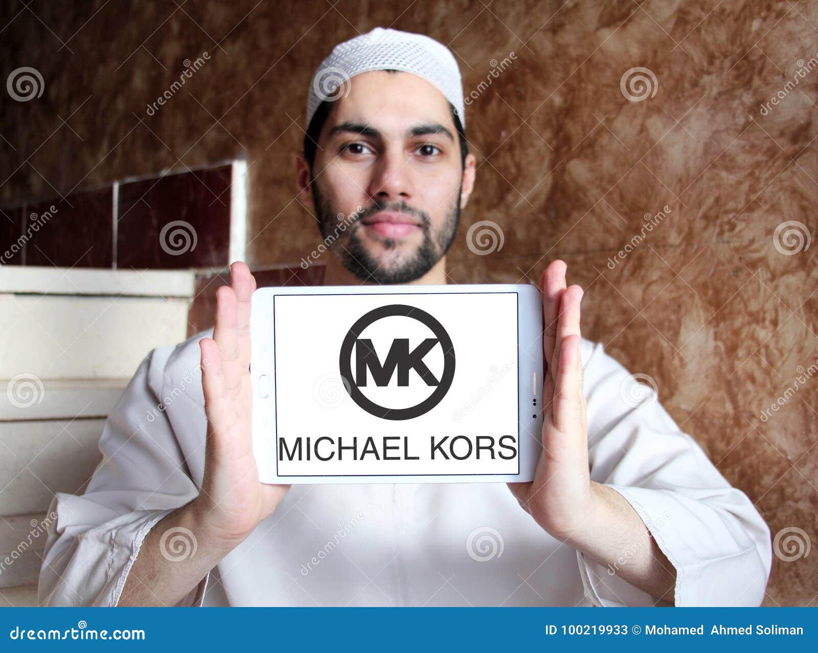 Logotipo De La Marca De Michael Kors Foto de archivo editorial - Imagen ...