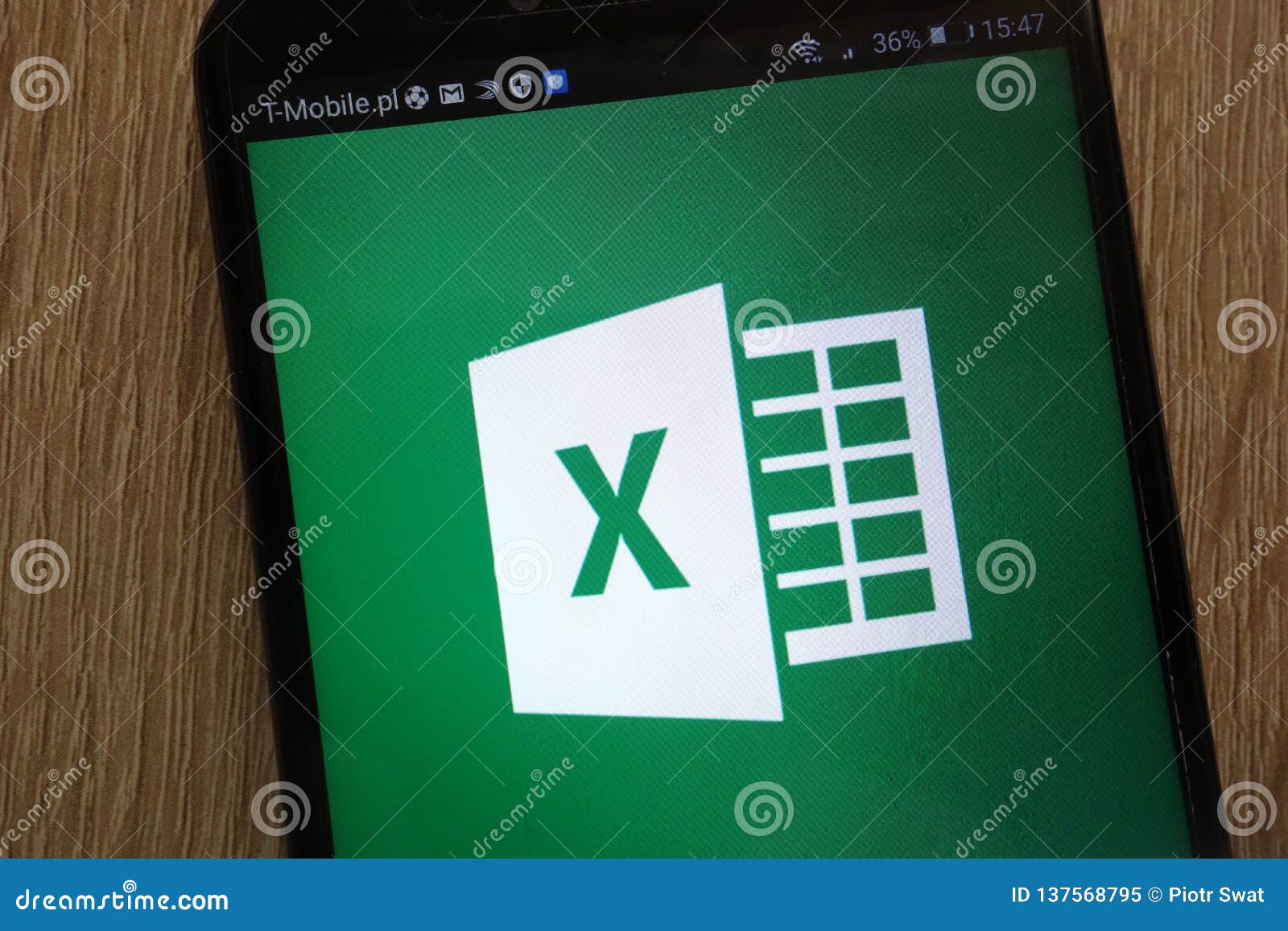 Logotipo De Microsoft Excel Indicado Em Um Smartphone Moderno Imagem ...