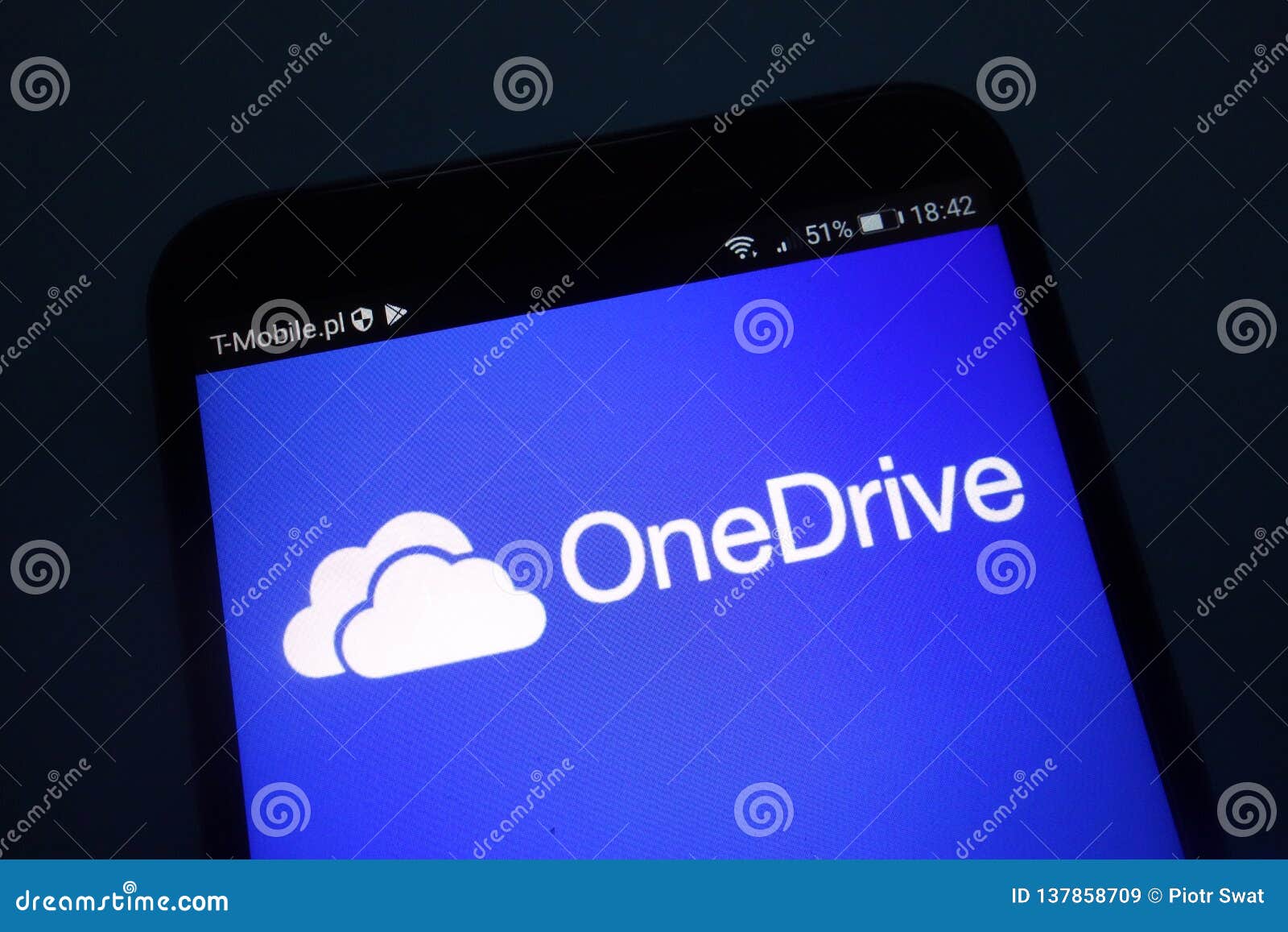 Logotipo De OneDrive No Smartphone Imagem de Stock Editorial - Imagem ...