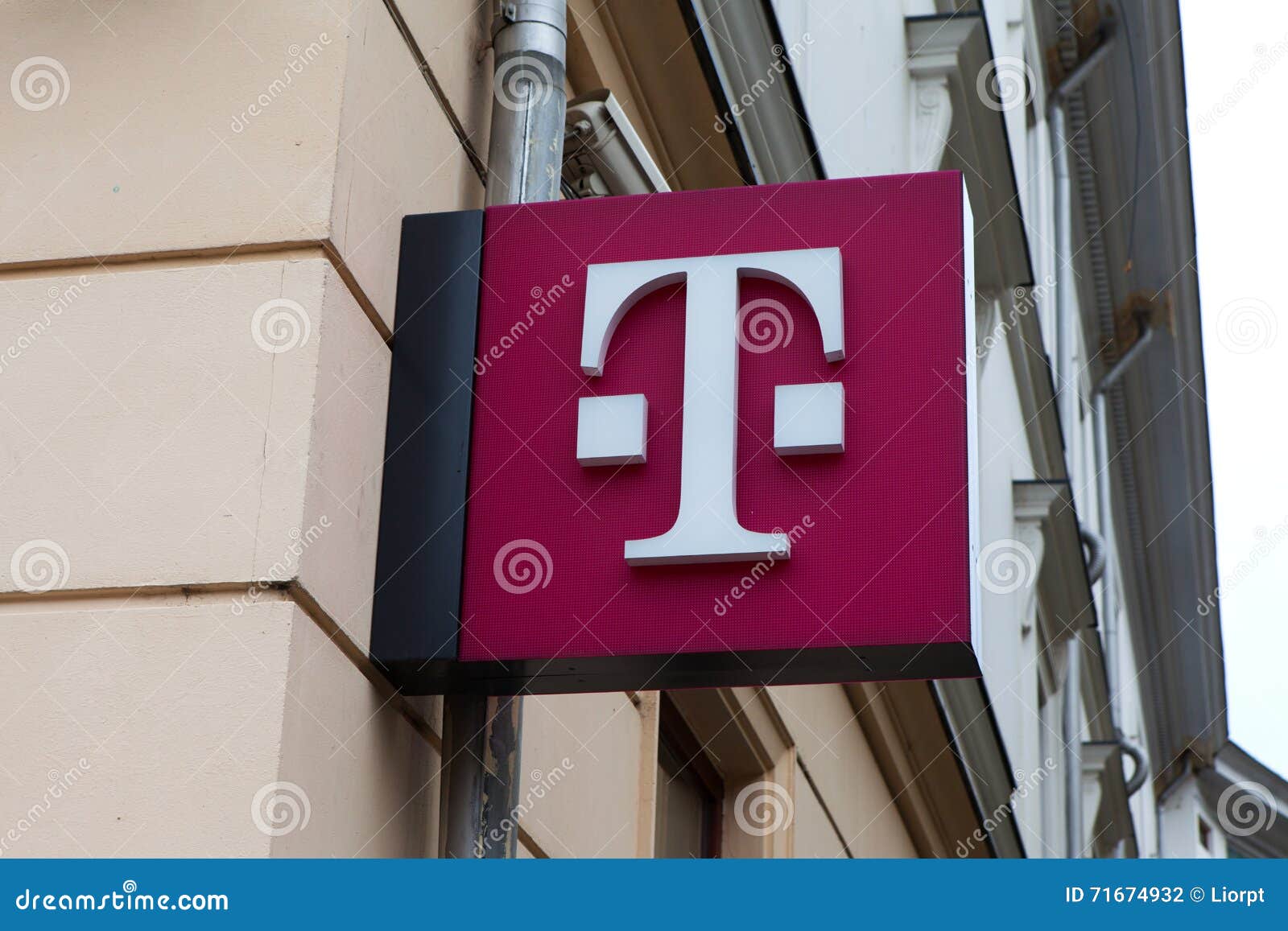 Logotipo de T-Mobile fotografia editorial. Imagem de tecnologia - 71674932