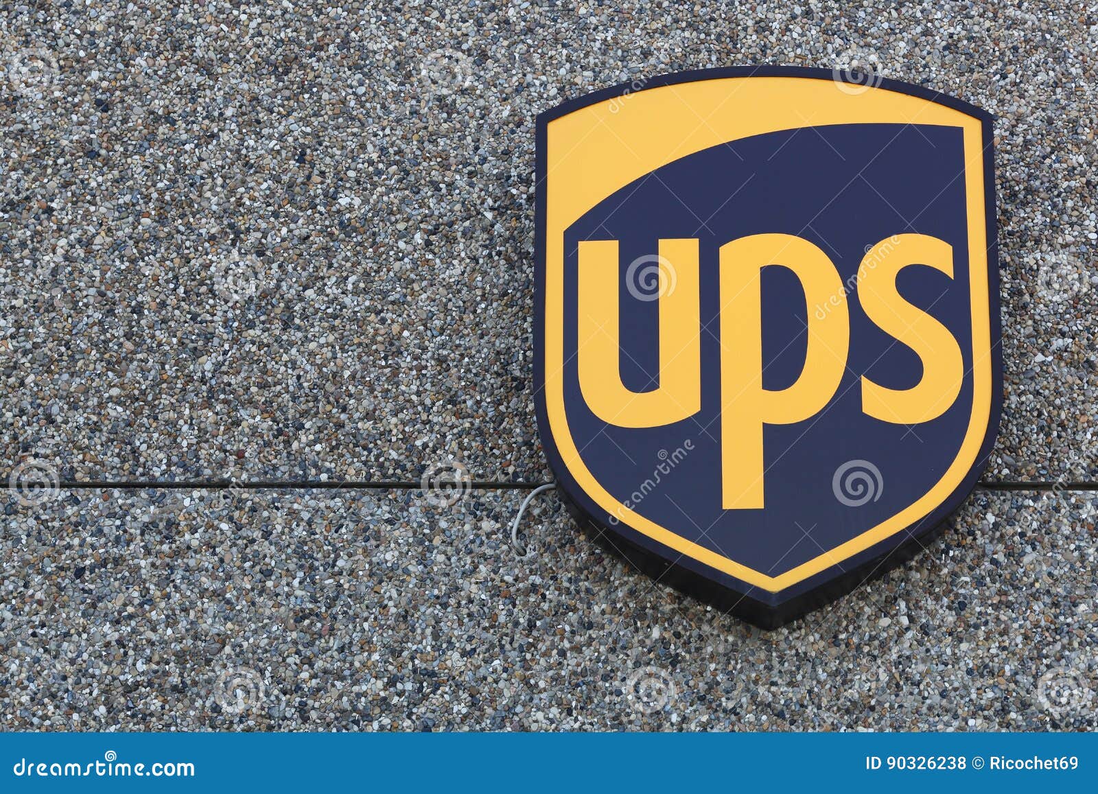 Logotipo De UPS En Una Fachada Foto de archivo editorial - Imagen de ...