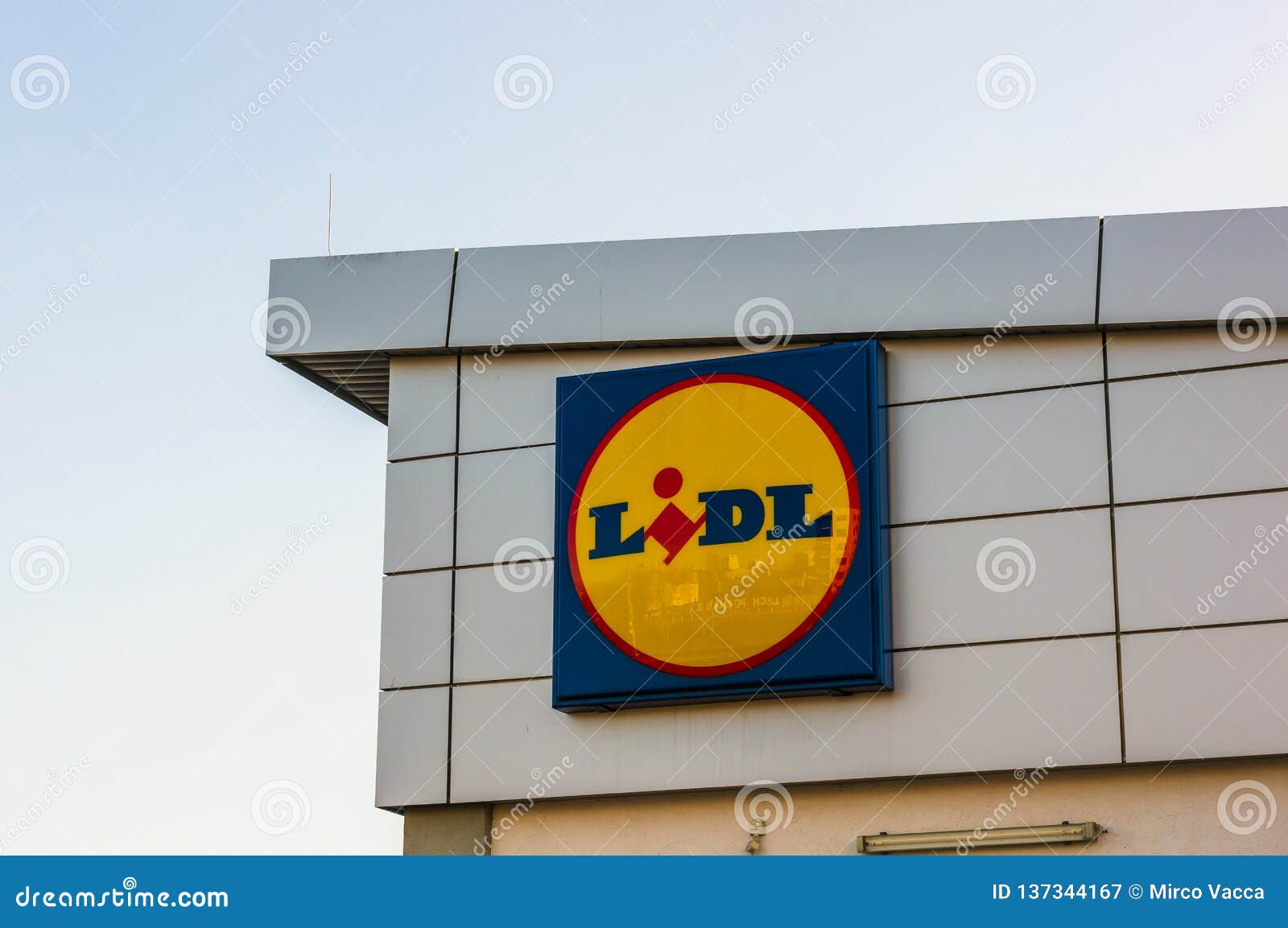 Logotipo Del Supermercado De Lidl Fotografía editorial - Imagen de ...