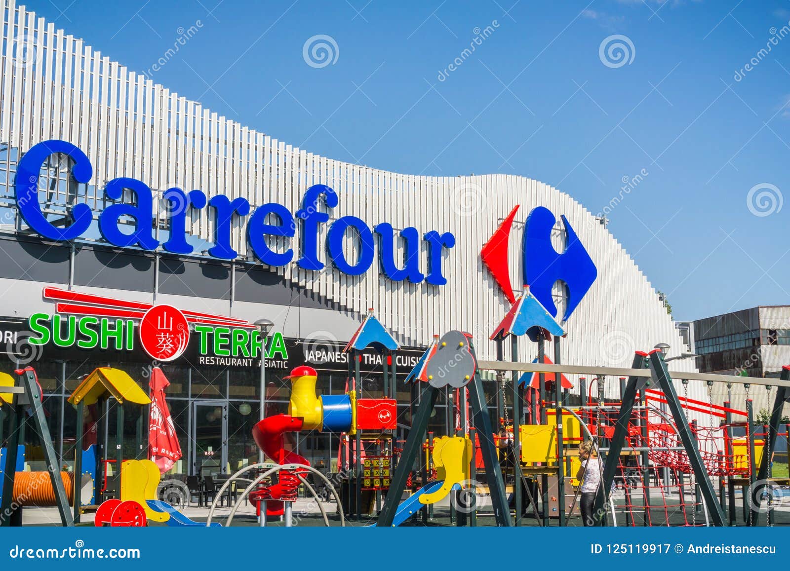 Logotipo E Fachada De Carrefour Fotografia Editorial - Imagem de ...