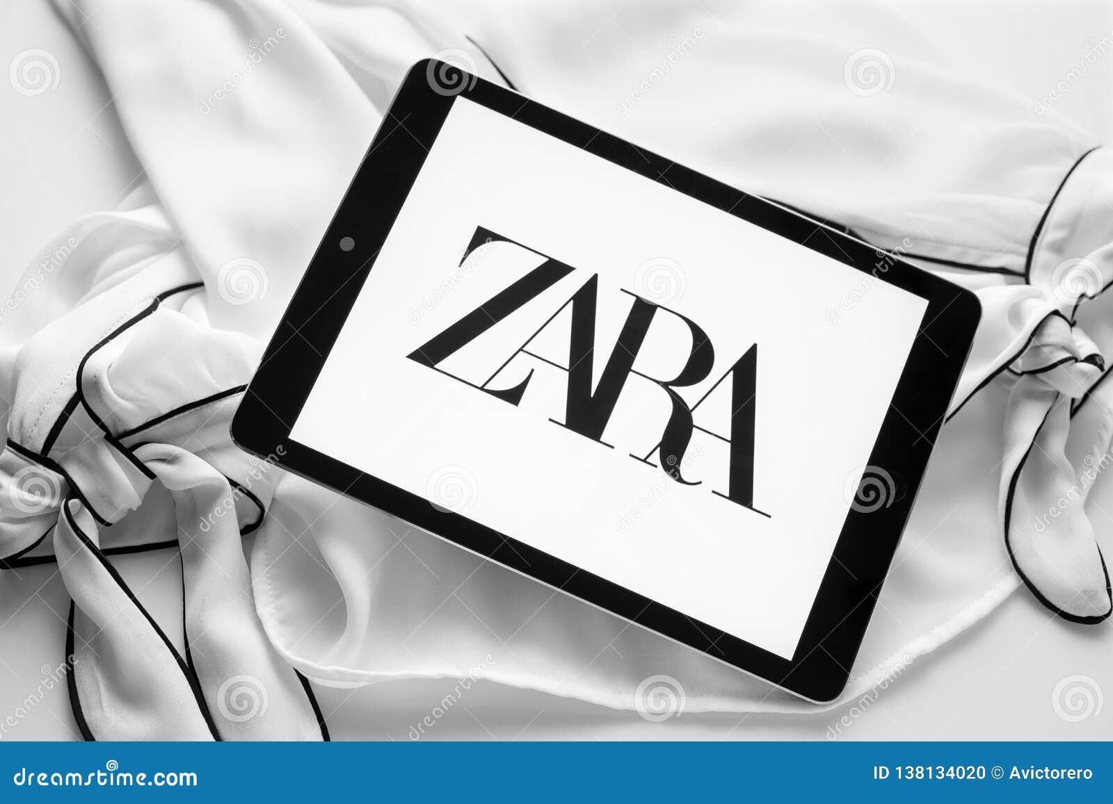 Logotipo novo de Zara imagem editorial. Imagem de butique - 138134020