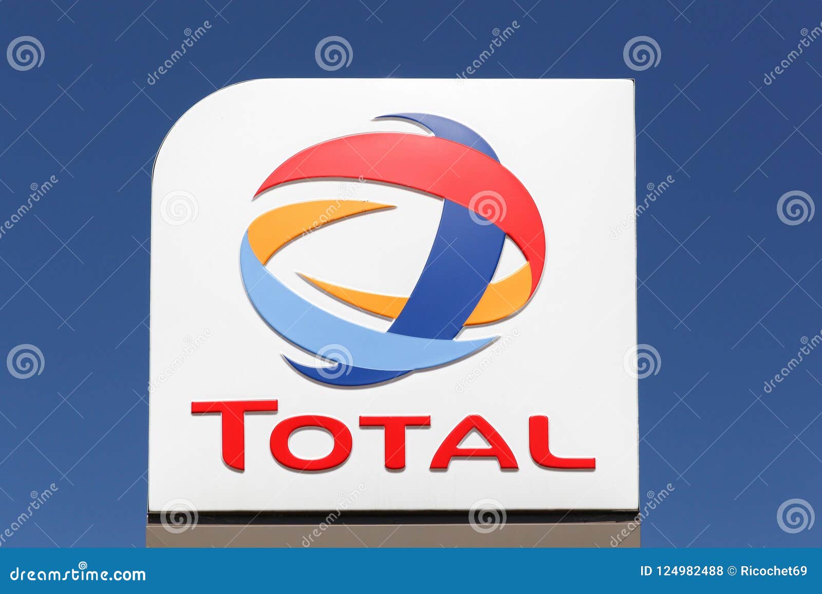 Logotipo total em um polo foto de stock editorial. Imagem de comercial ...