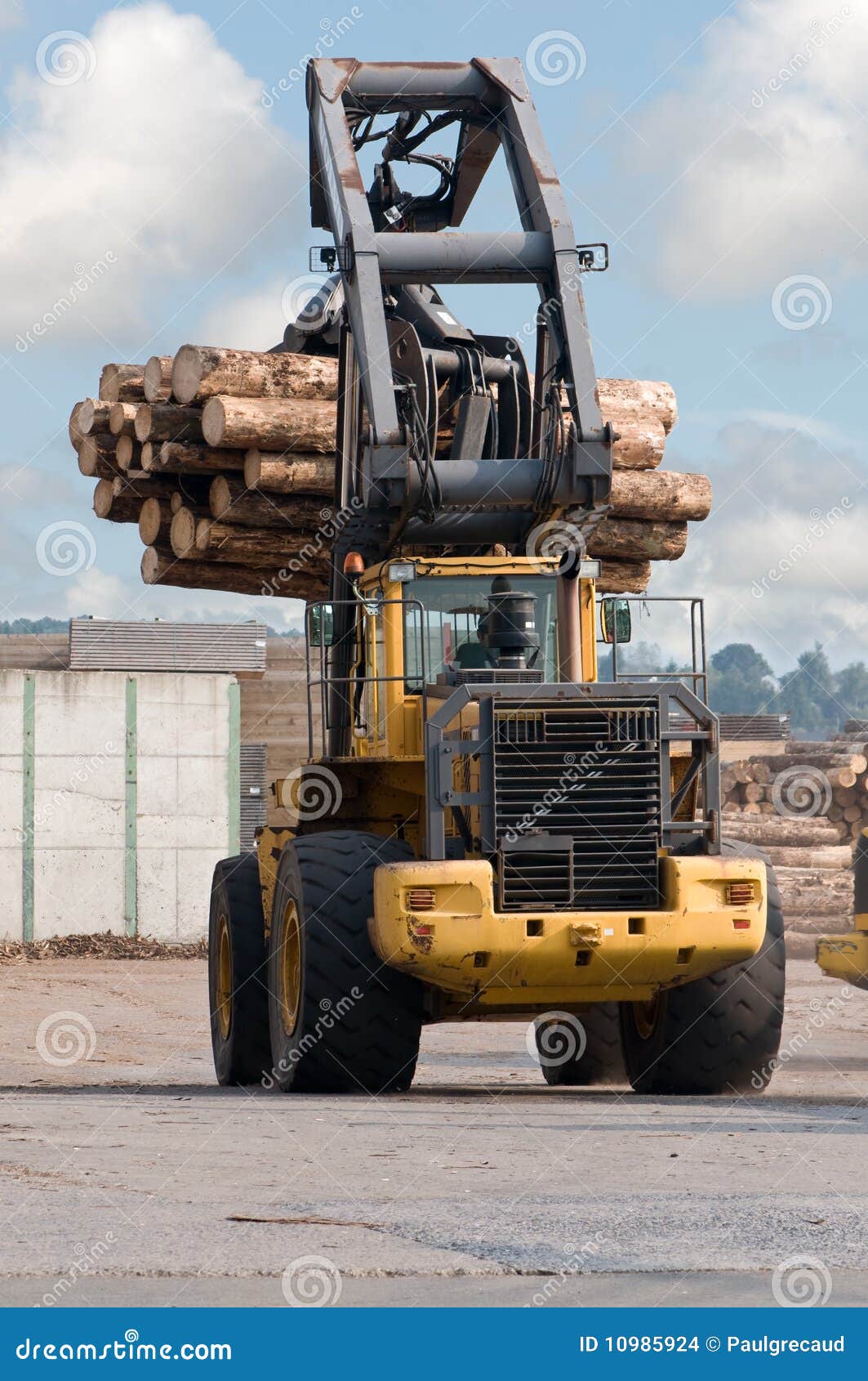 Logs transportation stock photo. Image of blue, grab - 10985924