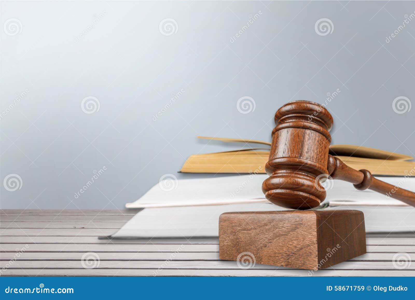 Loi image stock. Image du intellectuel, apprendre, bibliothèque - 58671759