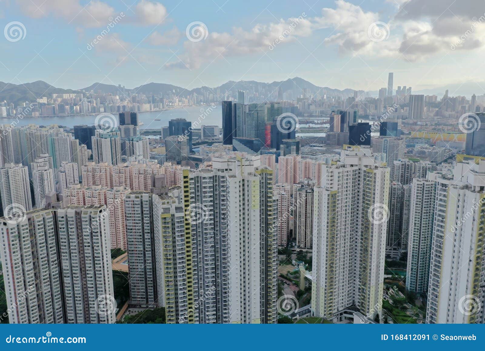 29 June 2019 the Lok Wah Estate Editorial Photo - Image of metropolis ...