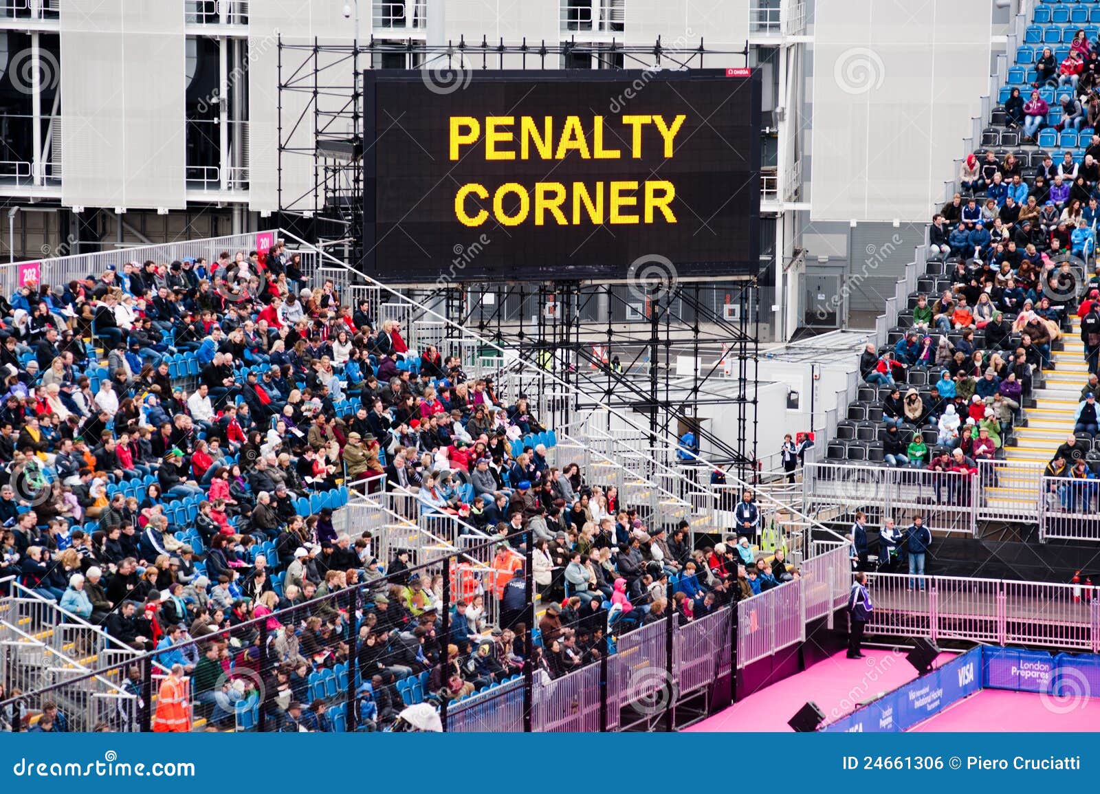London 2012: Penalty Corner Editorial Photo - Image of prepares, park ...