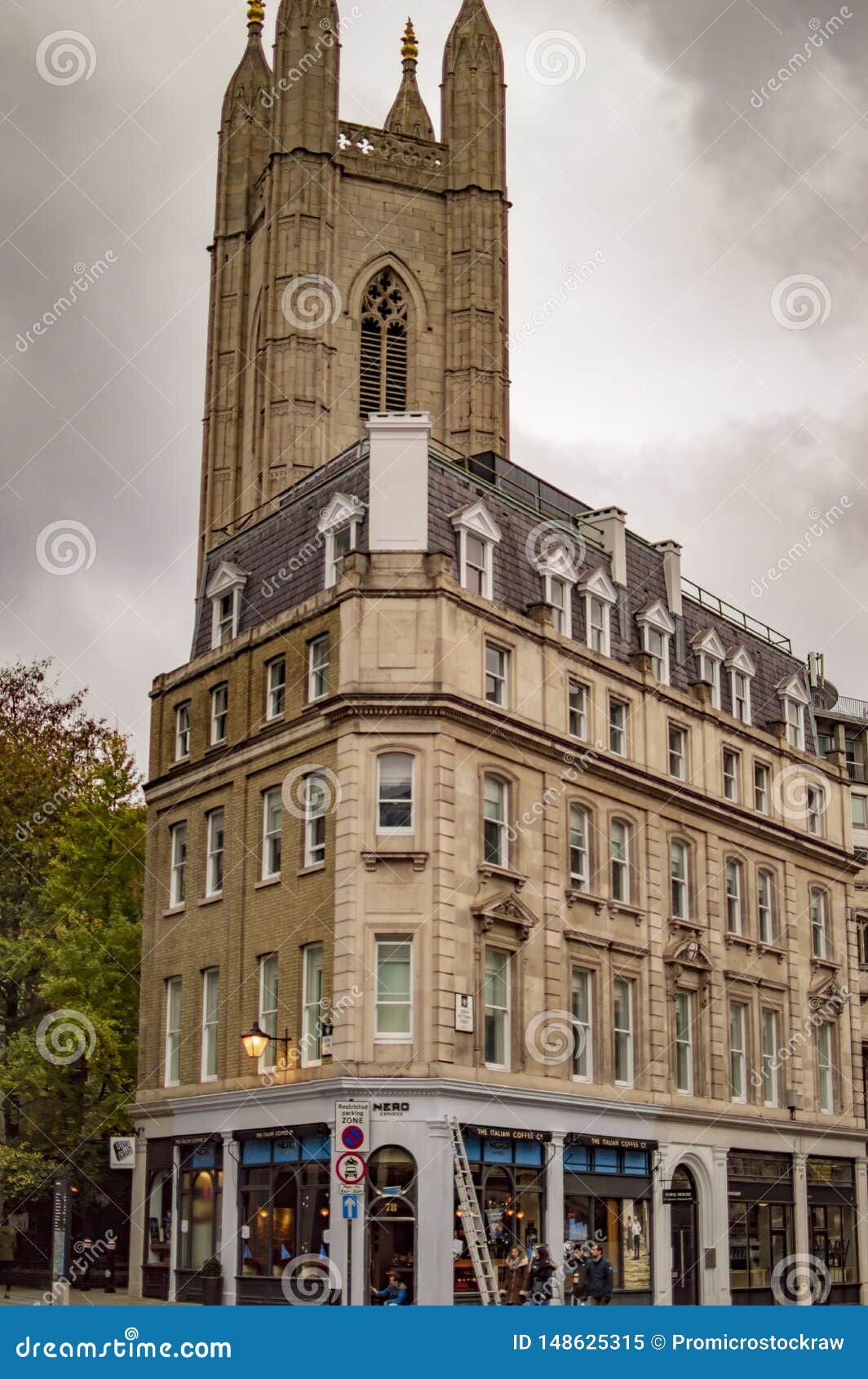 London Architecture of Building on the Corner Editorial Image - Image ...